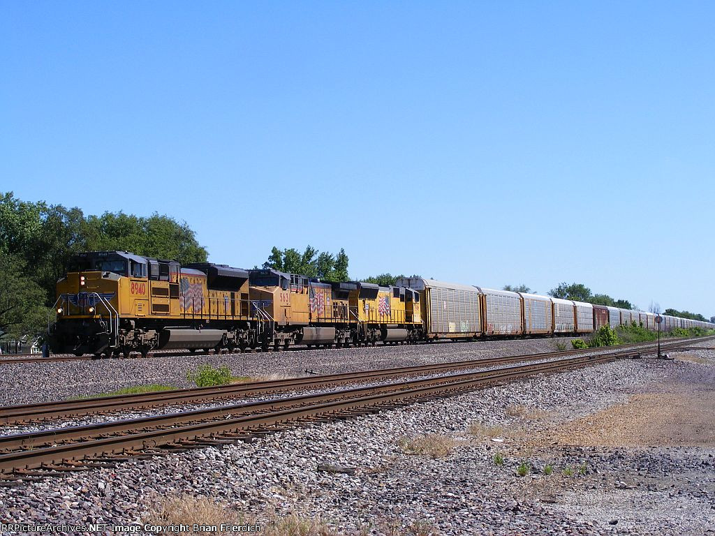 UP 8940 UP 5631 UP----